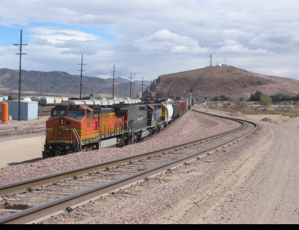 BNSF 902